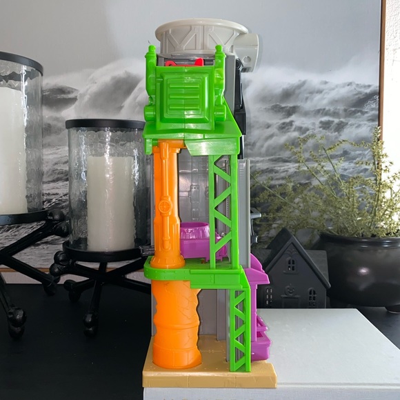 DC Comics | Toys | Fisher Price Batman Wayne Manor Tower Imaginext ...